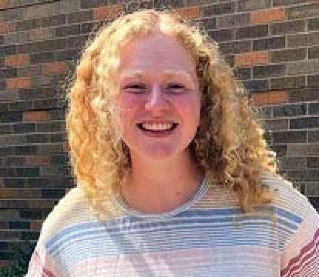 Paper on Asian American experience wins Tredway Prize | Augustana College